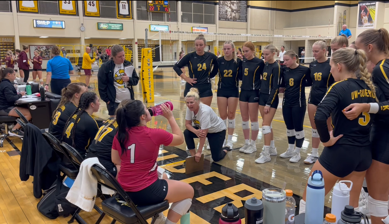 UWS Volleyball earns UMAC Tournament bid during Coach Deadrick's ...
